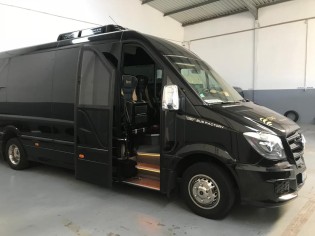 Our Premium Fleet - OportoBus